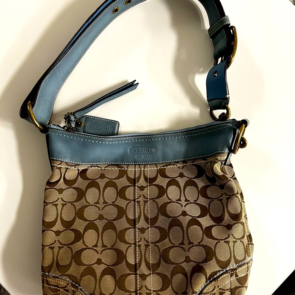 Coach Signature Hobo Shoulder Bag - Gem